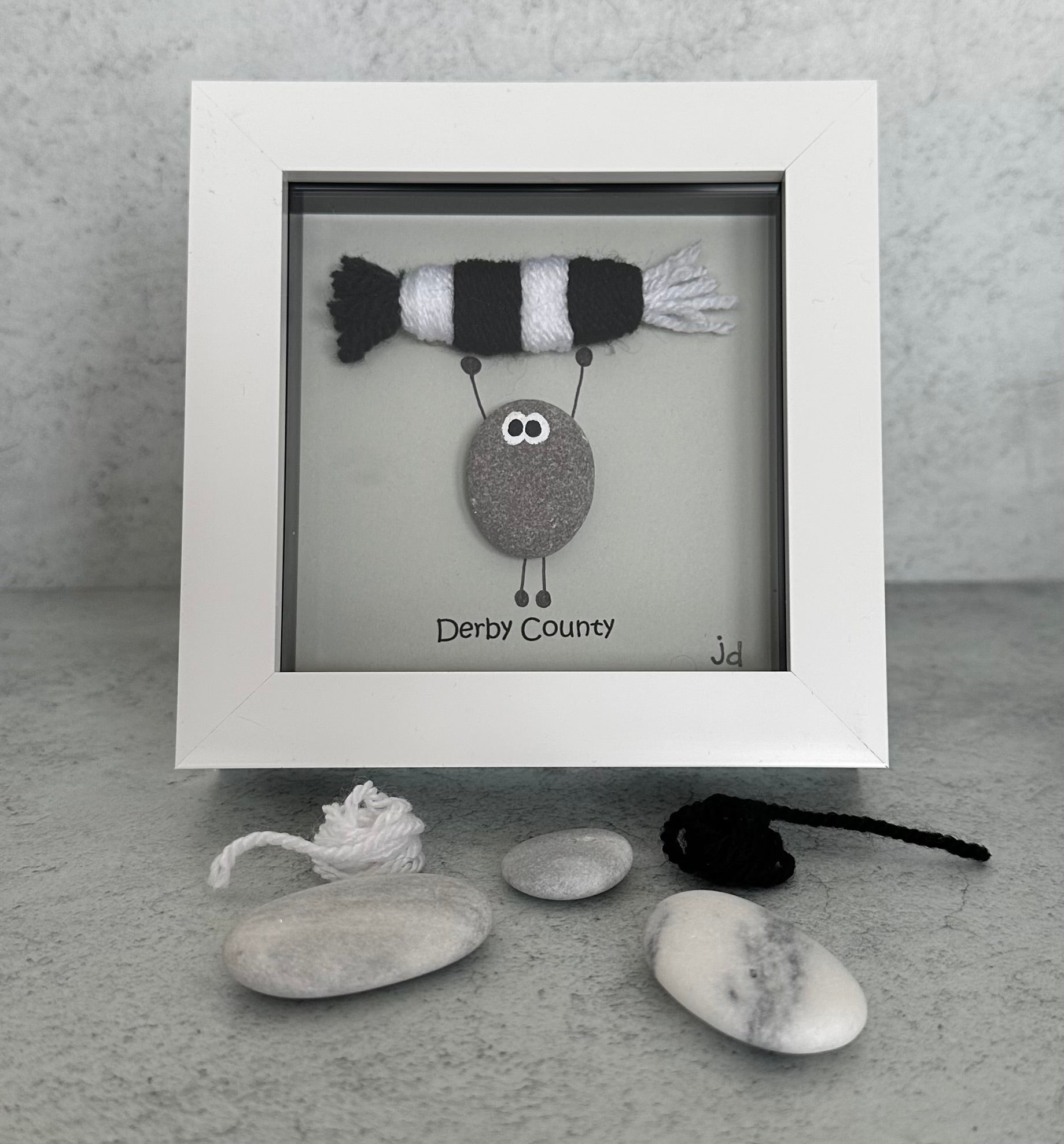 Derby Frame – Pebbled