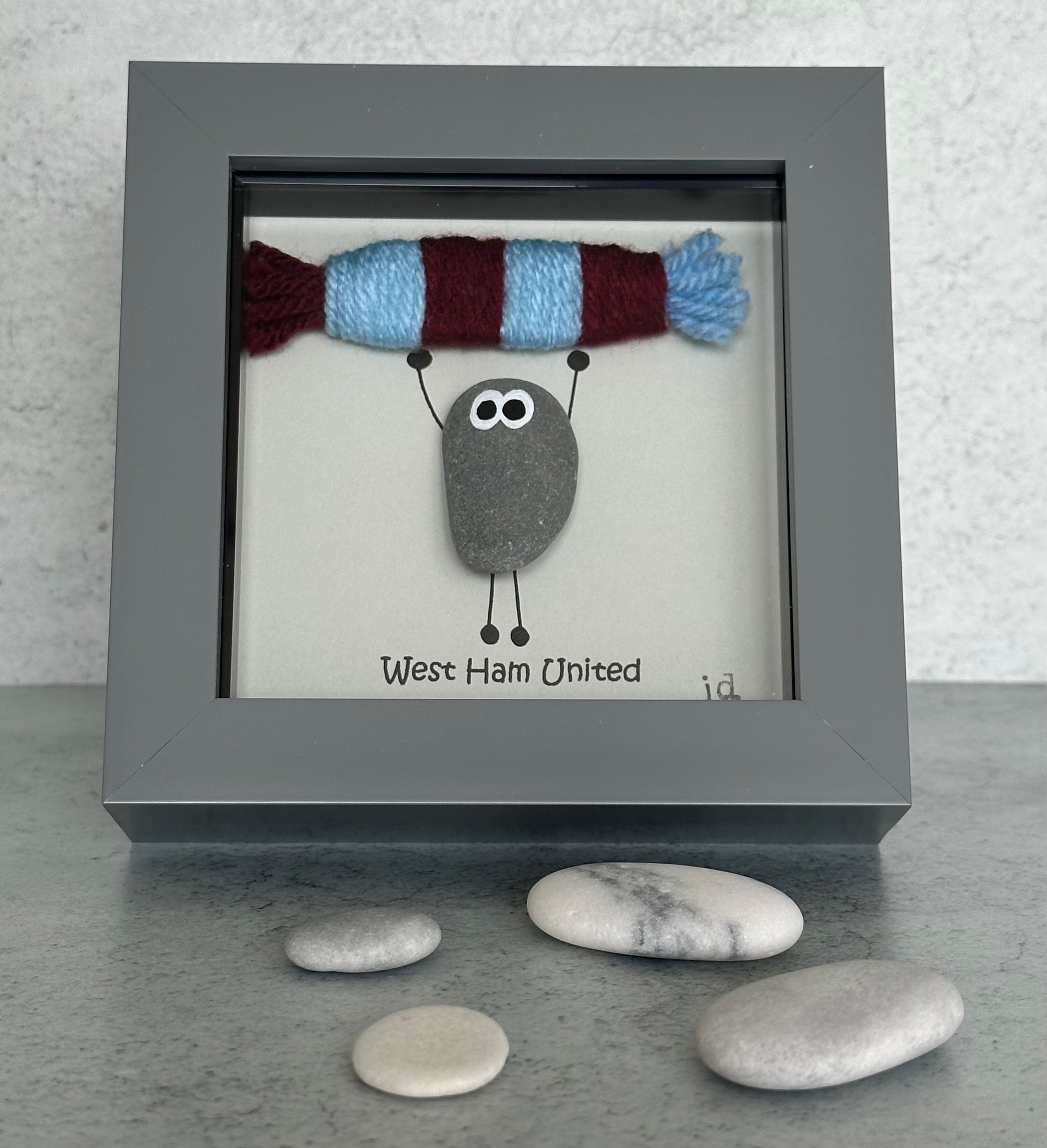 West Ham Frame – Pebbled